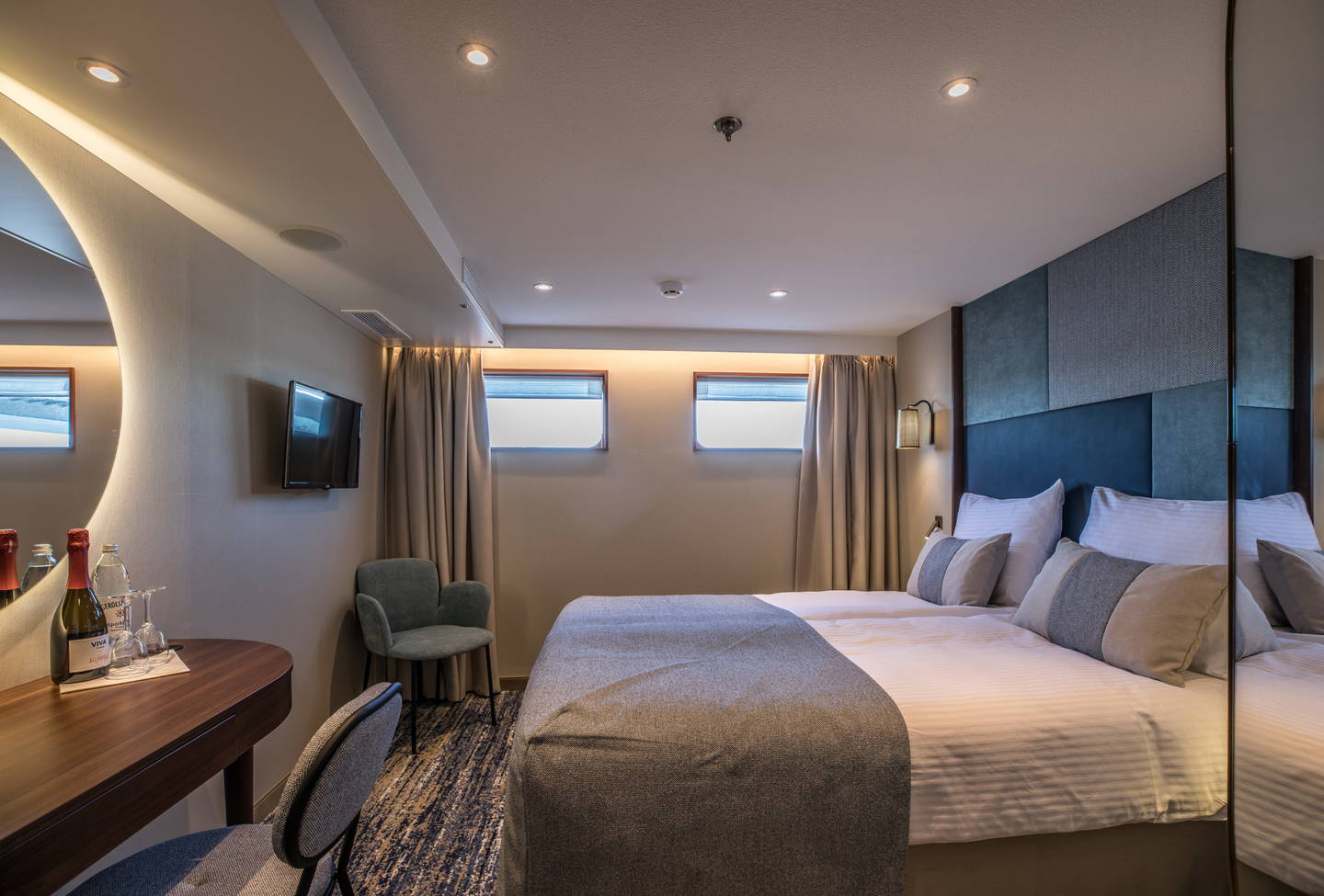 MS VIVA Tiara – Escape Travel